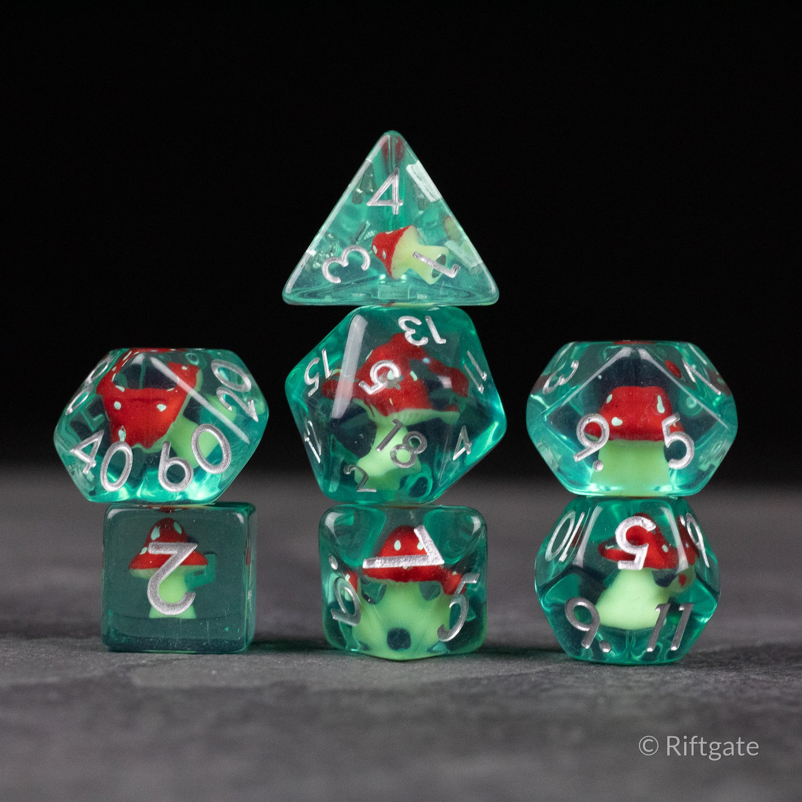Penguin Dice Set – Riftgate